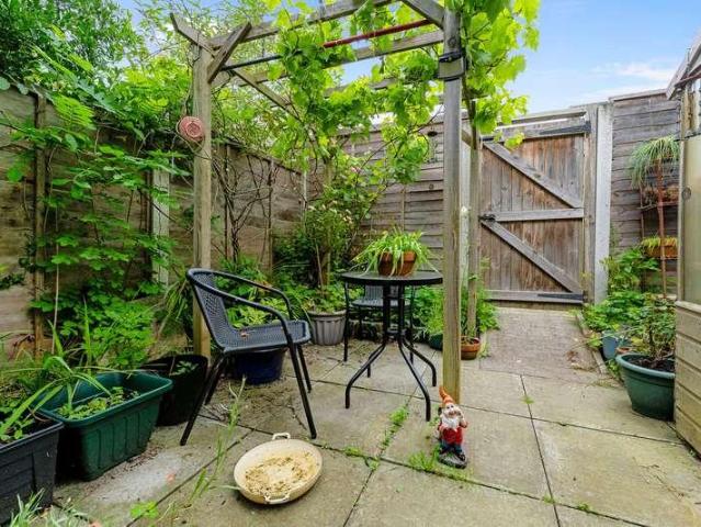 3 bed property for sale