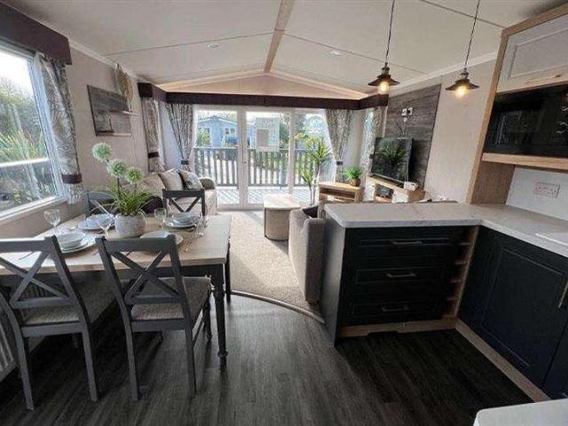 3 bed property for sale