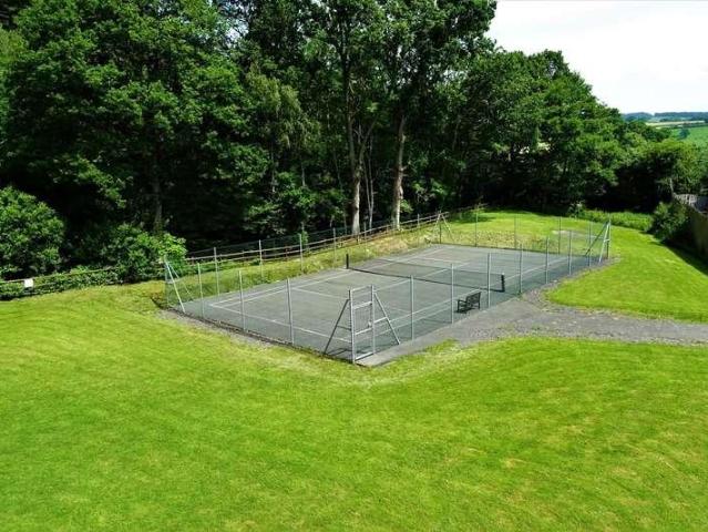 3 bed property for sale
