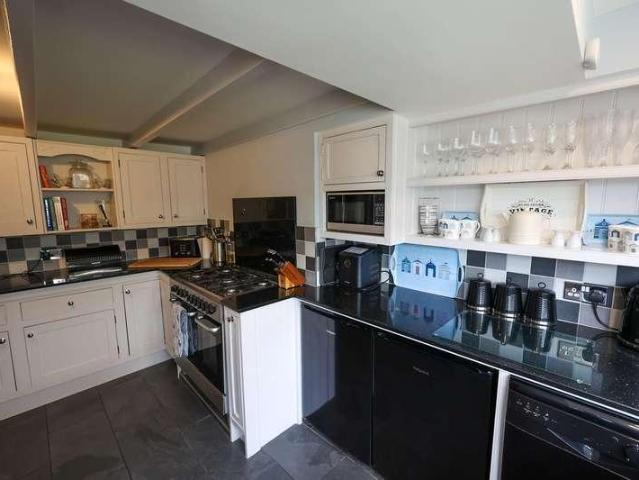 3 bed property for sale