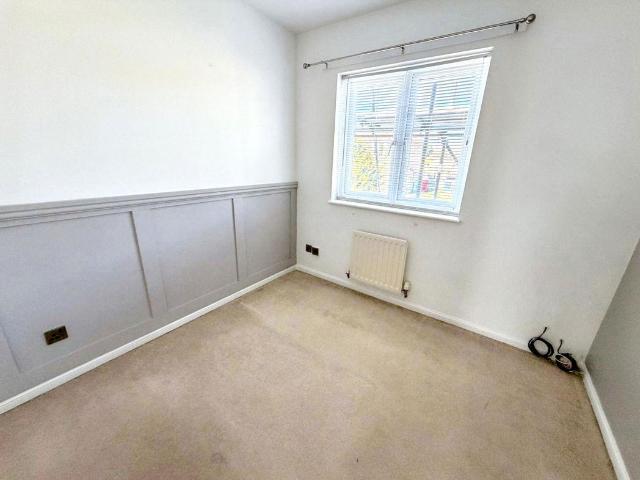 2 bed property for sale