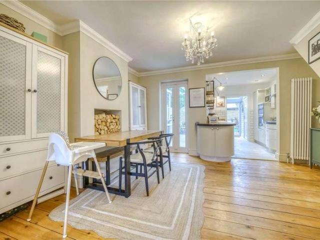 3 bed property for sale