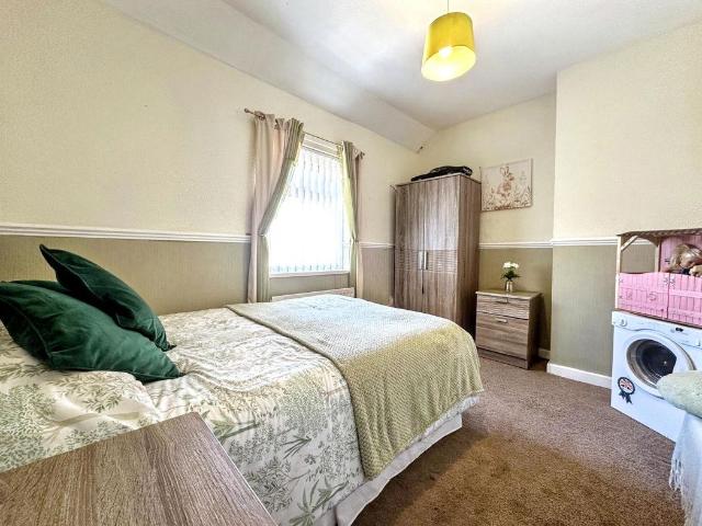 3 bed property for sale