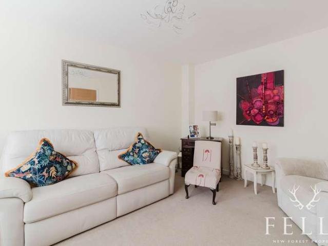3 bed property for sale
