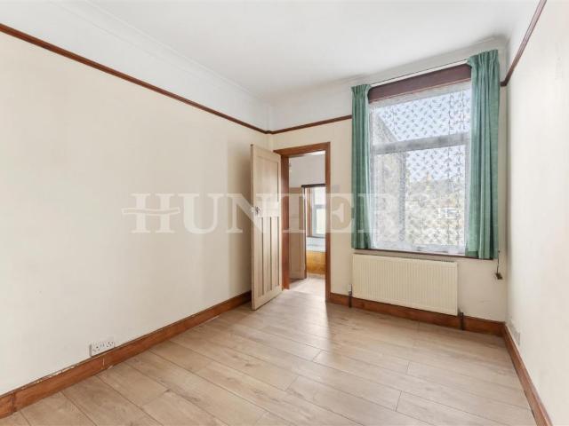 3 bed property for sale
