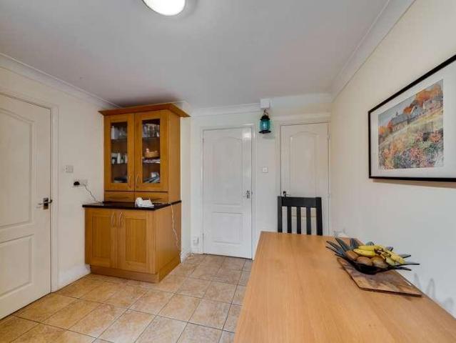 3 bed property for sale