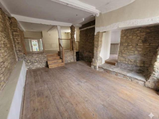 3 bed property for sale