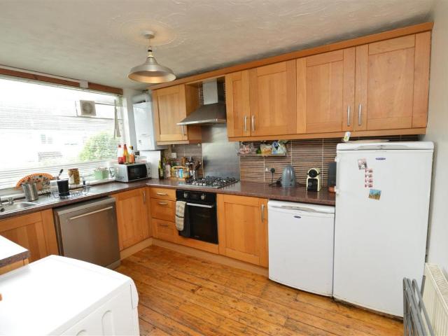 3 bed property for sale