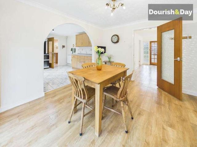 3 bed property for sale