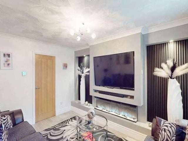 3 bed property for sale