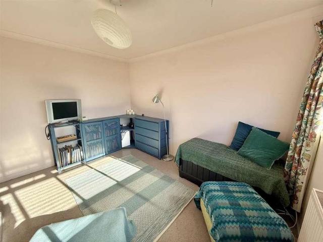3 bed property for sale