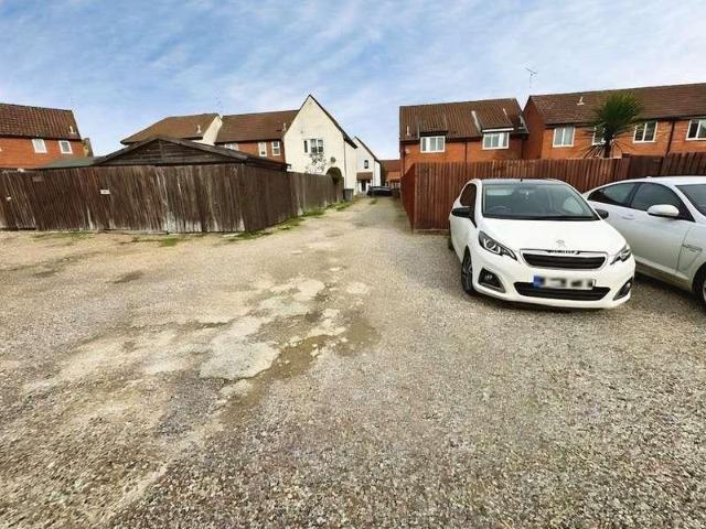 3 bed property for sale