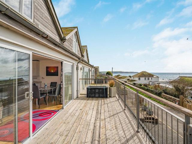 3 bed property for sale