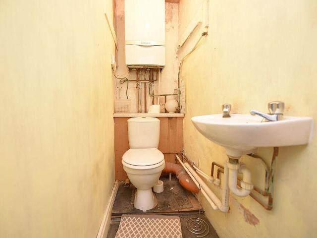 3 bed property for sale