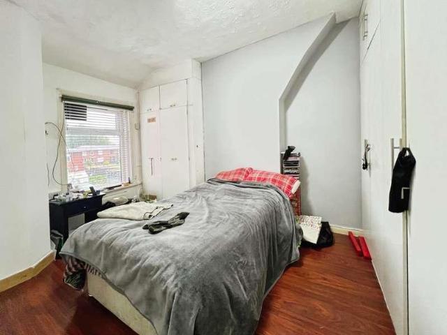 3 bed property for sale