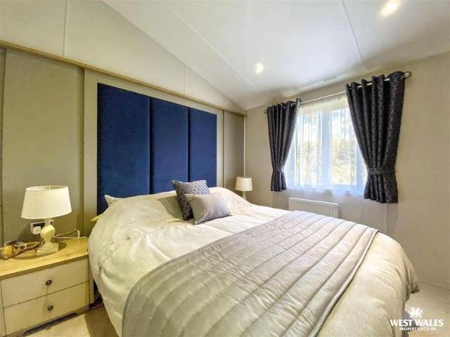 3 bed property for sale