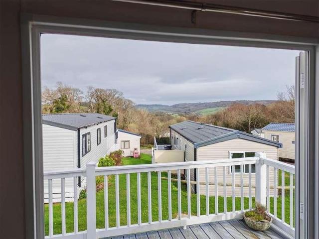 3 bed property for sale
