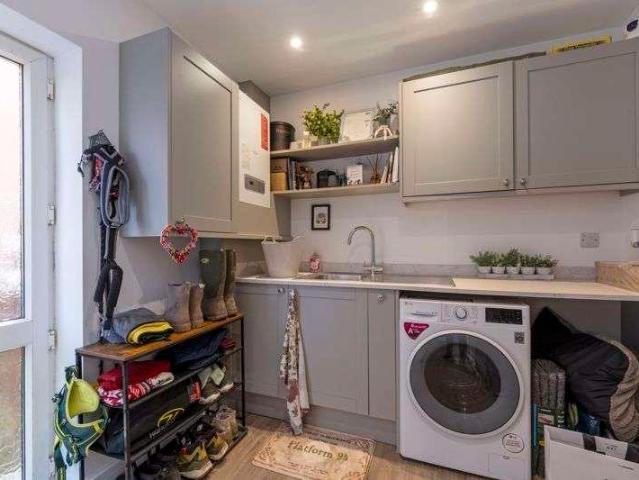3 bed property for sale