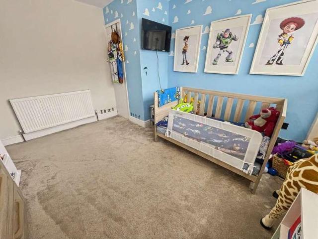 3 bed property for sale