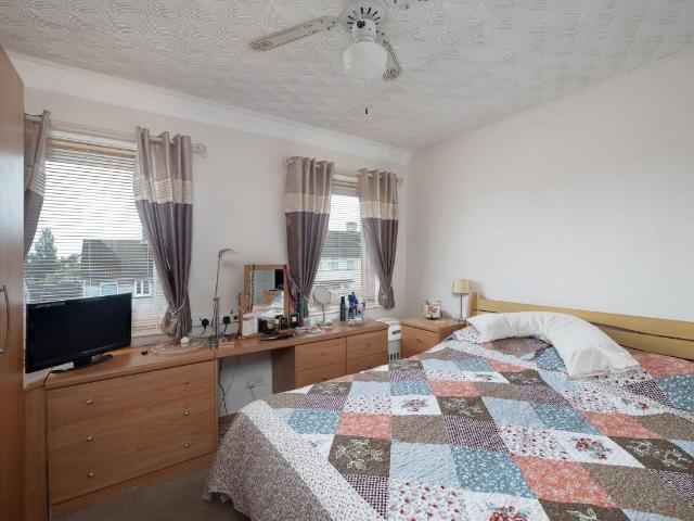 3 bed property for sale