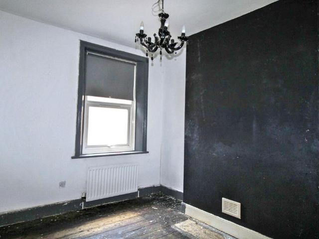 3 bed property for sale