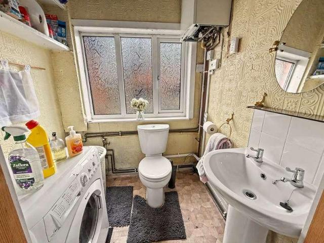 3 bed property for sale