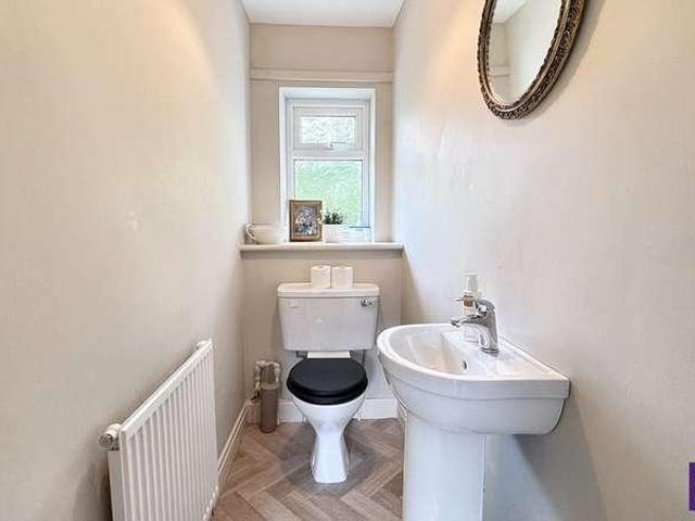 3 bed property for sale