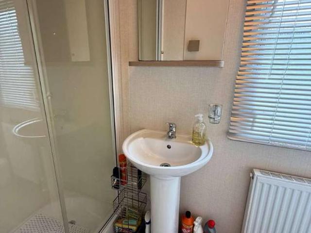 3 bed property for sale
