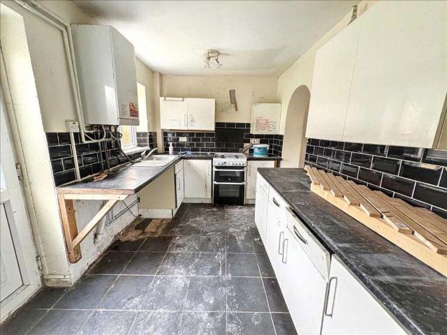3 bed property for sale