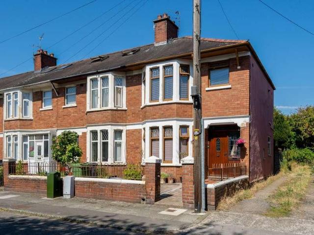 3 bed property for sale