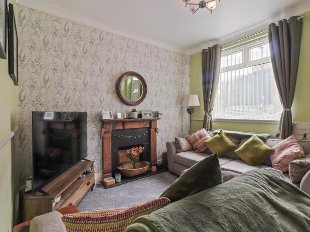 3 bed property for sale