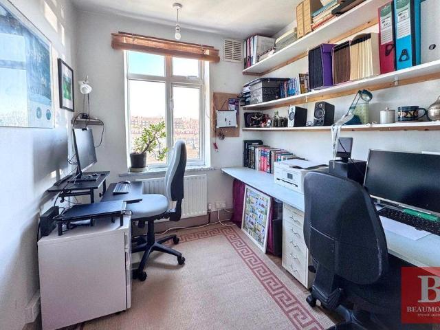 3 bed property for sale