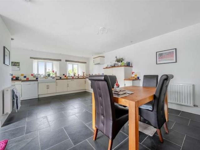 3 bed property for sale