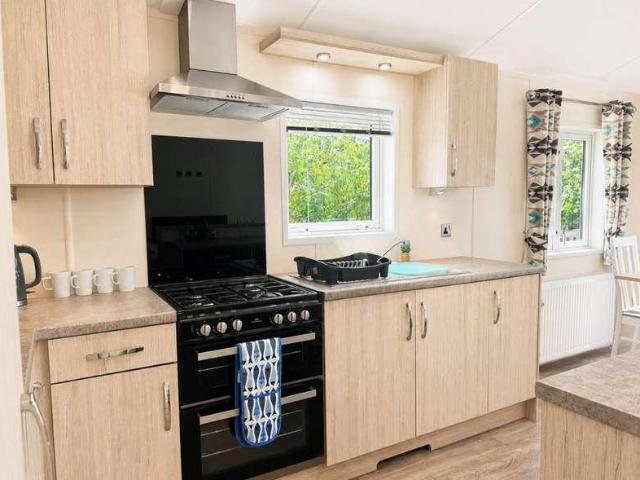 3 bed property for sale