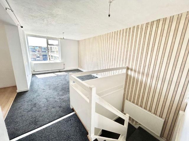 3 bed property for sale