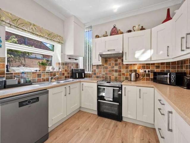 3 bed property for sale