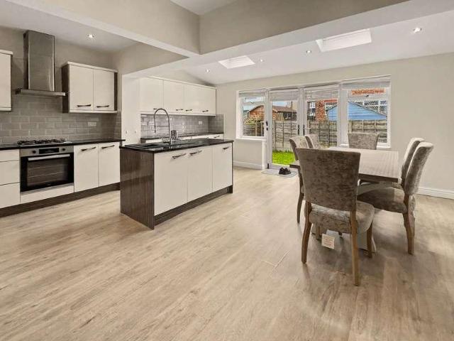 3 bed property for sale