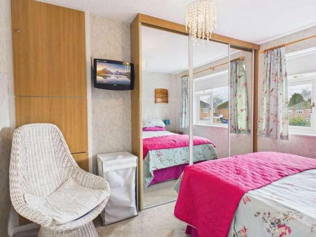 3 bed property for sale