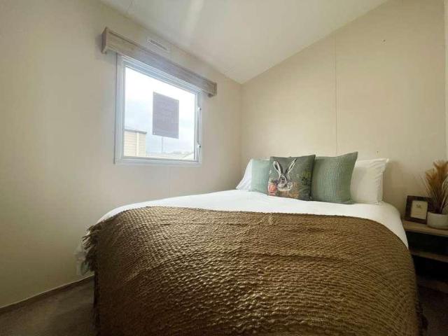 3 bed property for sale