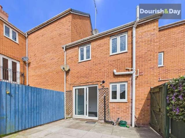 3 bed property for sale