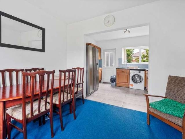 3 bed property for sale