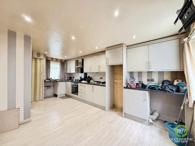 3 bed property for sale
