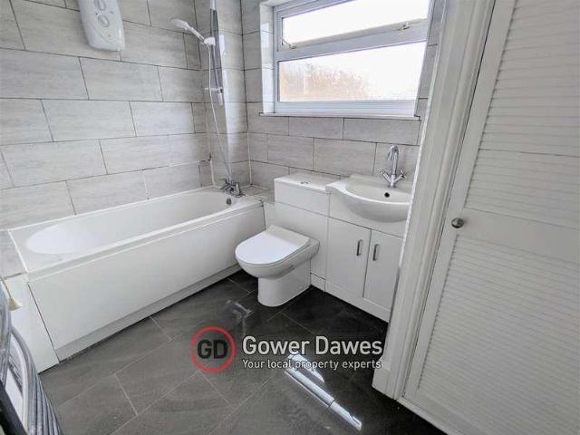 3 bed property for sale