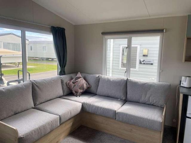 3 bed property for sale