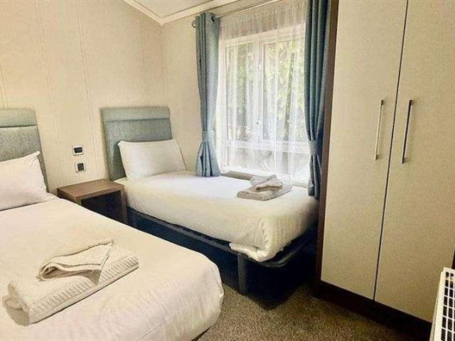 3 bed property for sale