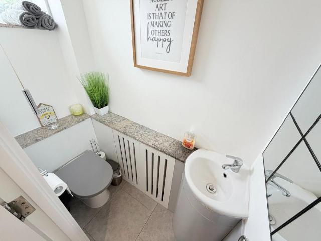 3 bed property for sale