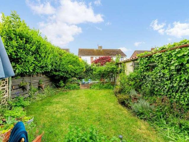 3 bed property for sale