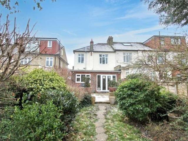 3 bed property for sale