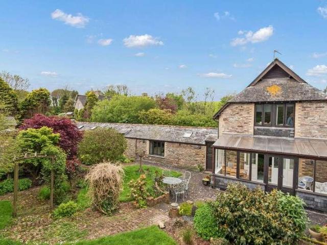 3 bed property for sale