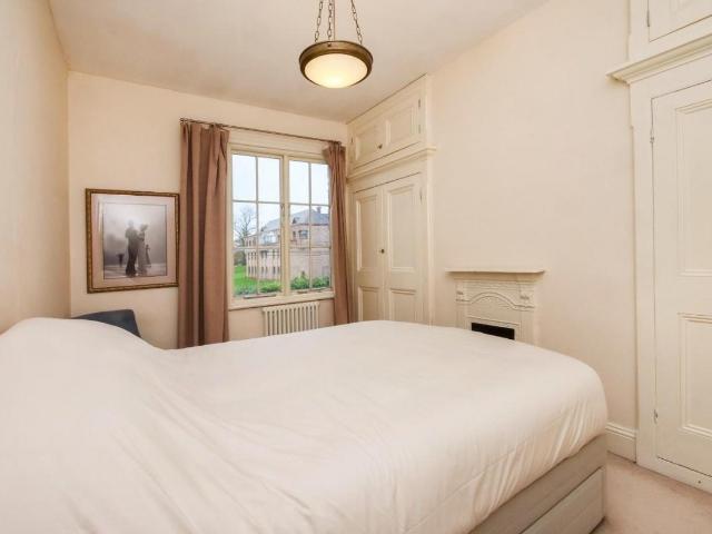 3 bed property for sale